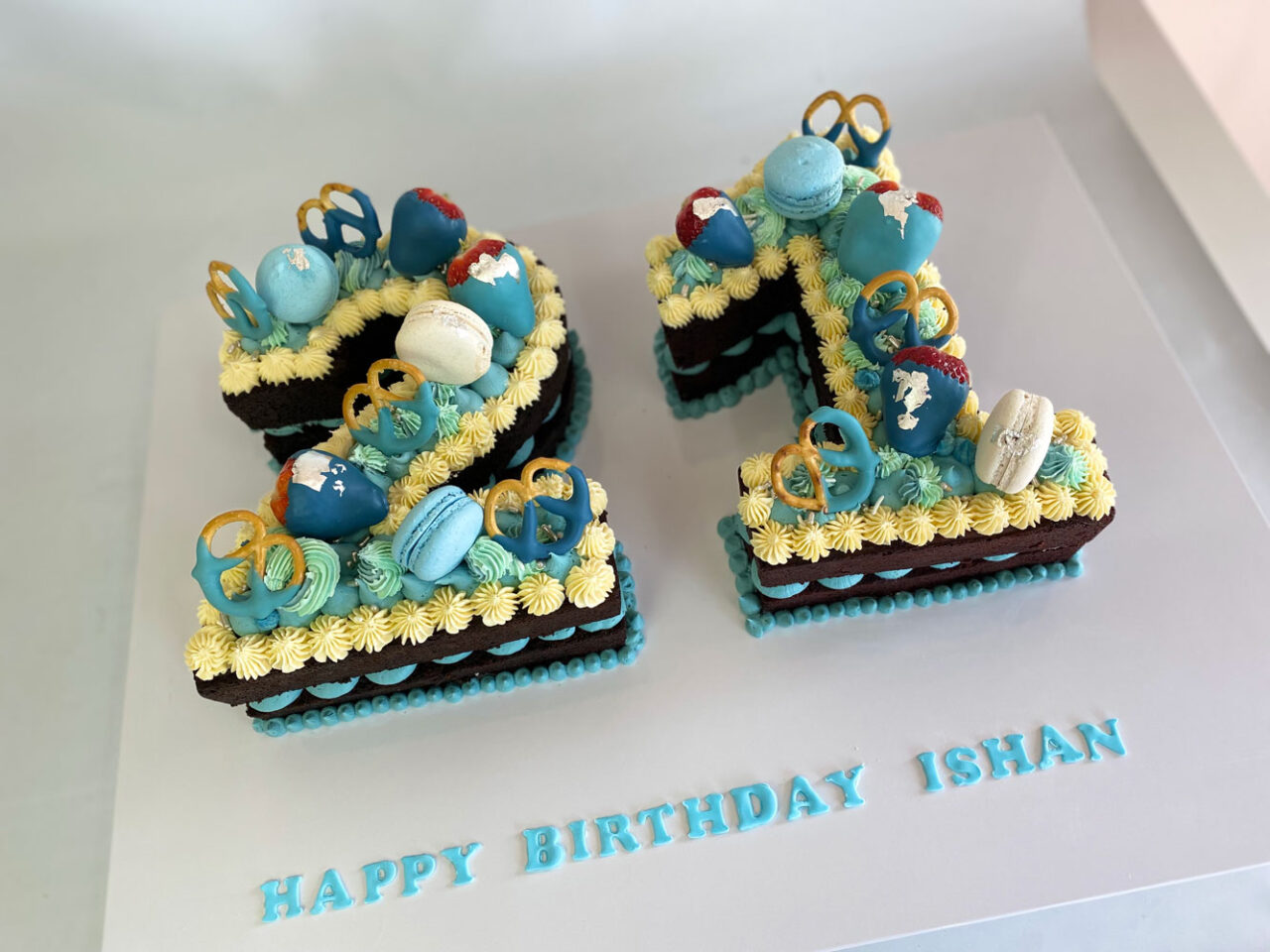 Blue Buttercream | Fantasy Cakes